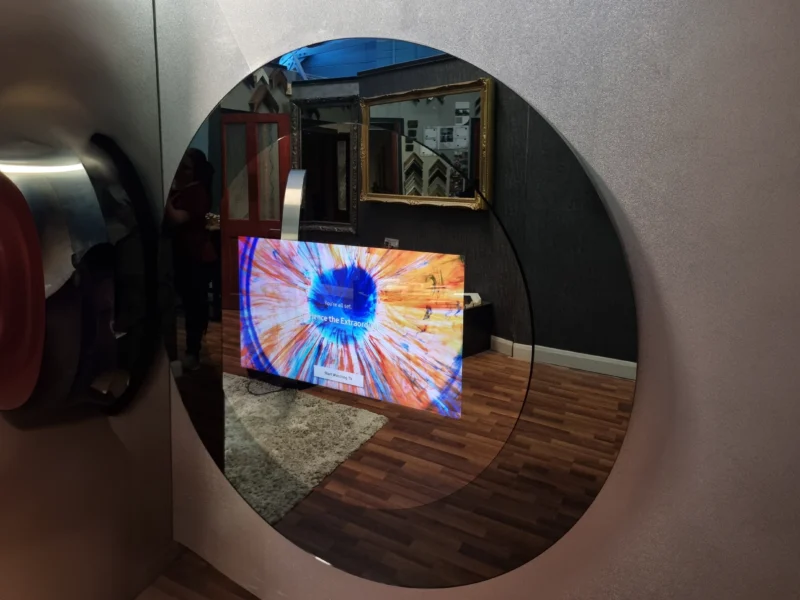 Circular Mirror TV - Luxury Mirror TVs by Frame Your TV